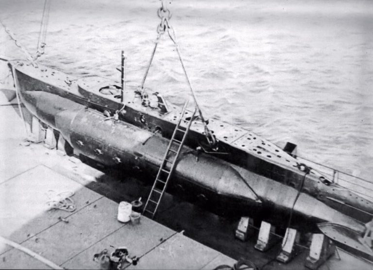 HMS X5 – The Submarine Family